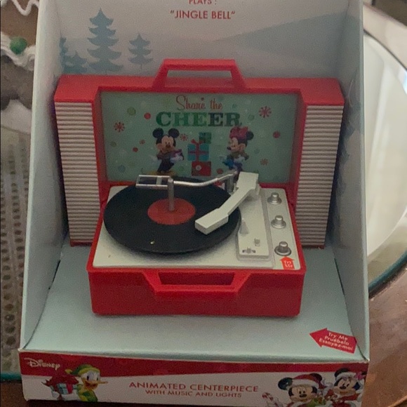 Disney | Holiday | Disney Animated Centerpiece With Music And Lights ...